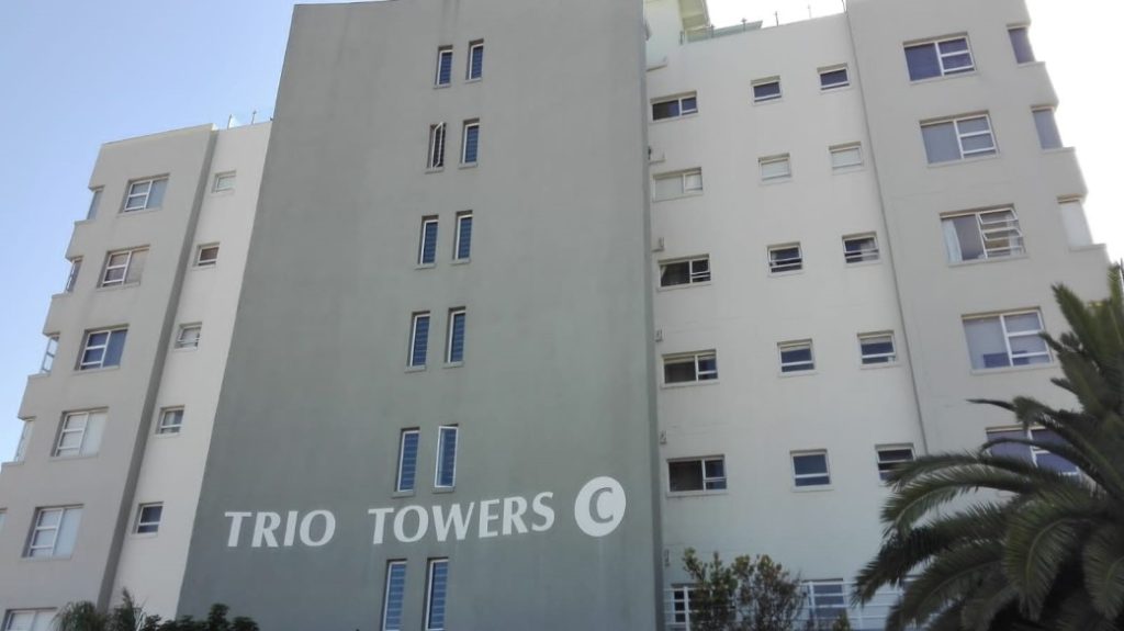 Gallery - Trio Towers Diaz Beach